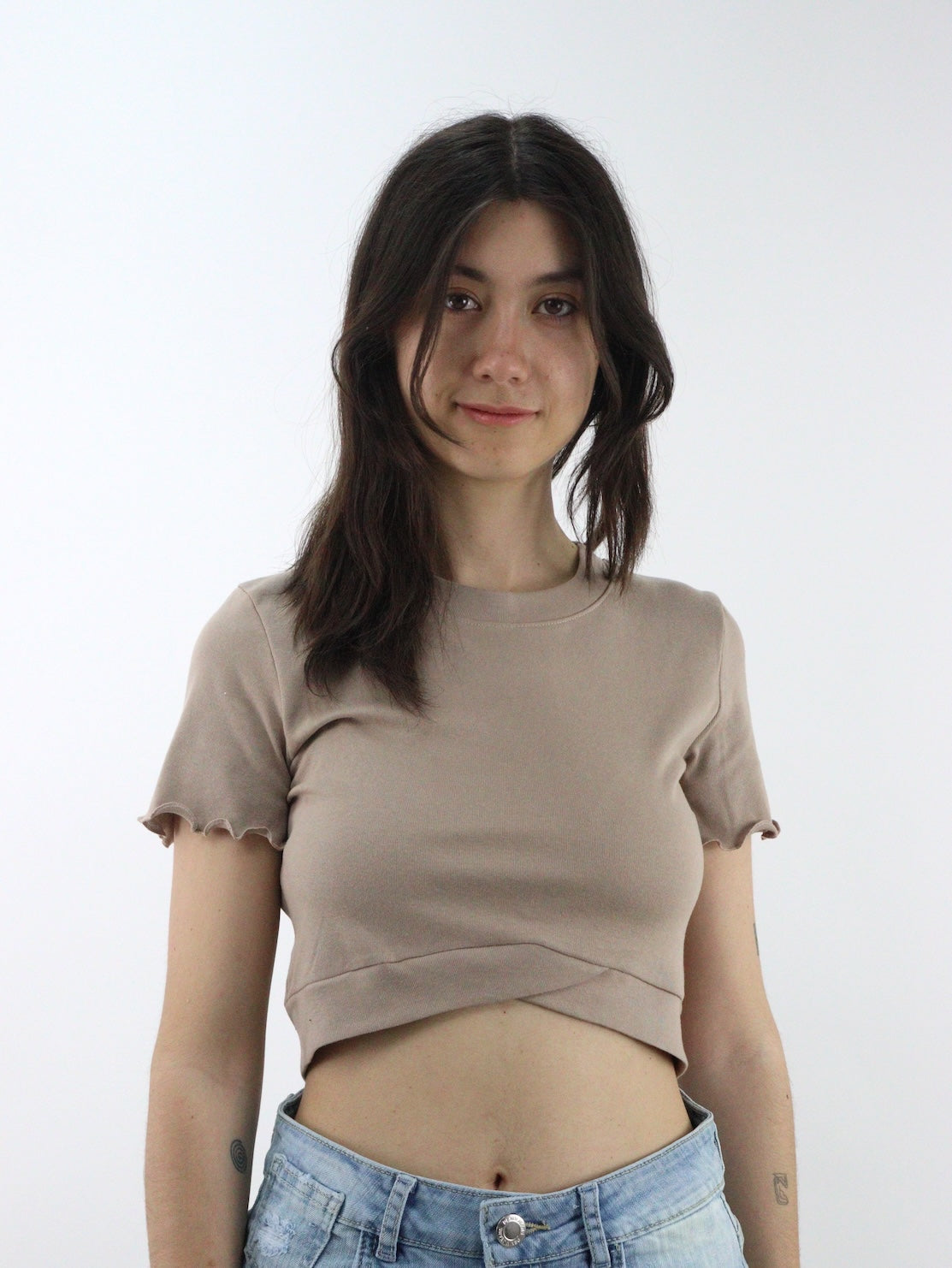 Playera manga corta de color arena – COMFORT JEANS